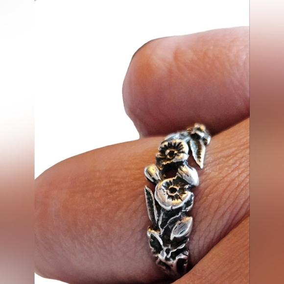 Jewelry | Gorgeous Floral 925 Real Silver Ring | Poshmark